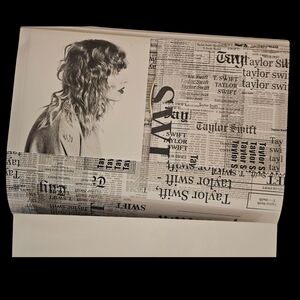 Taylor Swift | Other | Taylor Swift Reputation Album Magazine With Cd ...
